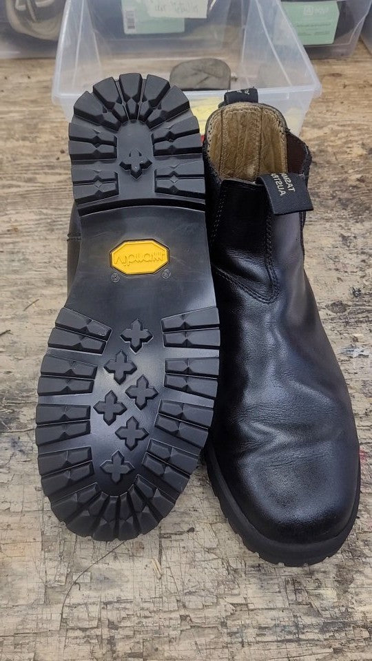 Restoration of modular soles shoes – Chez Gerry 1958